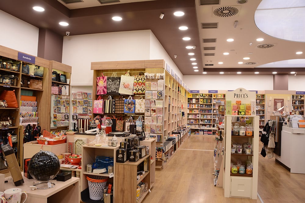 Početna | Delfi knjižare | Sve dobre knjige na jednom mestu