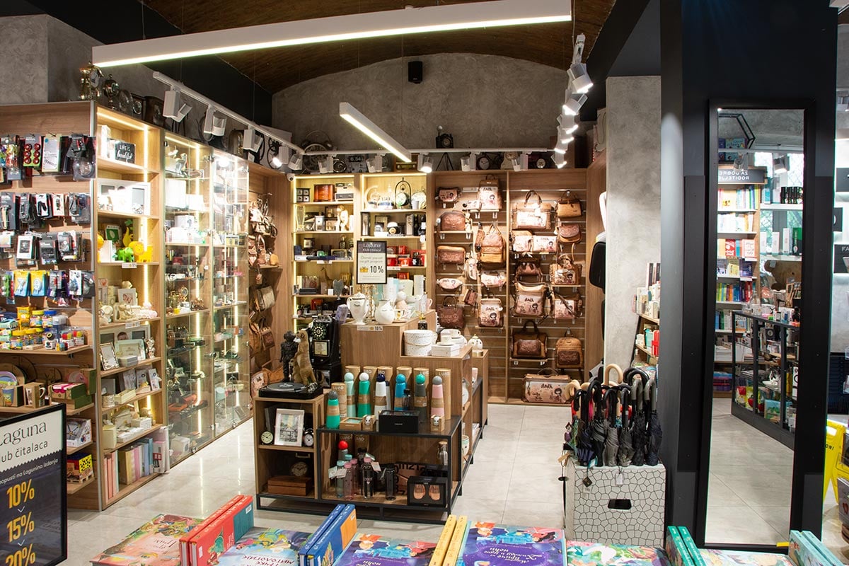 Početna | Delfi knjižare | Sve dobre knjige na jednom mestu