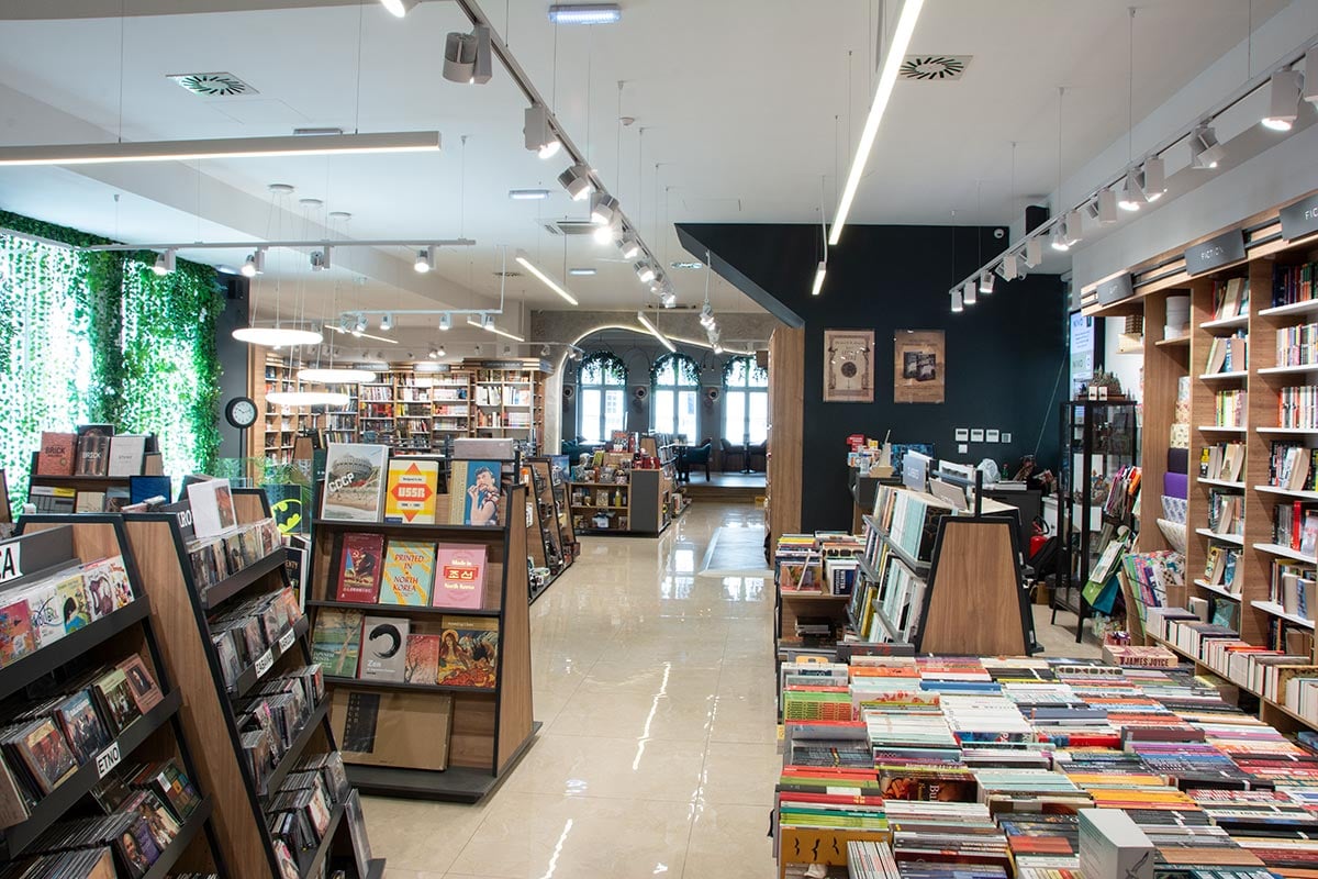 Početna | Delfi knjižare | Sve dobre knjige na jednom mestu