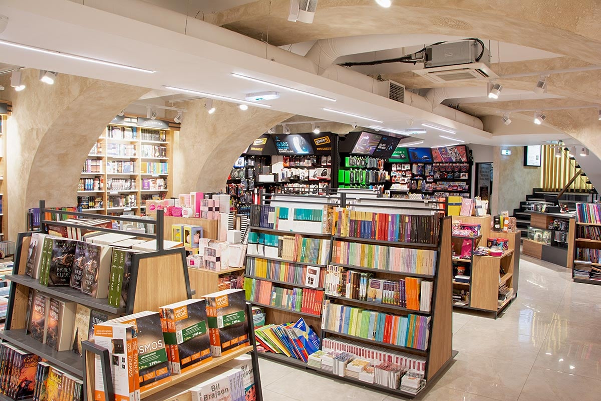 Početna | Delfi knjižare | Sve dobre knjige na jednom mestu